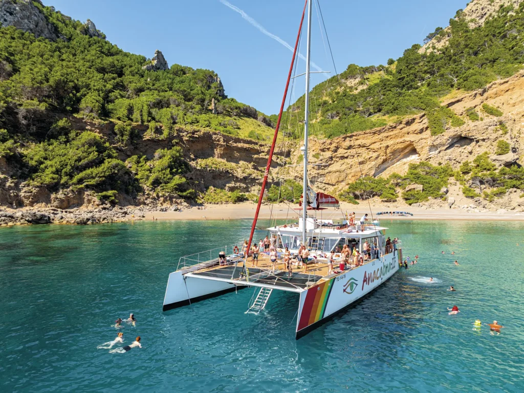 Coll Baix Mallorca: guía para visitar esta cala salvaje de Alcúdia